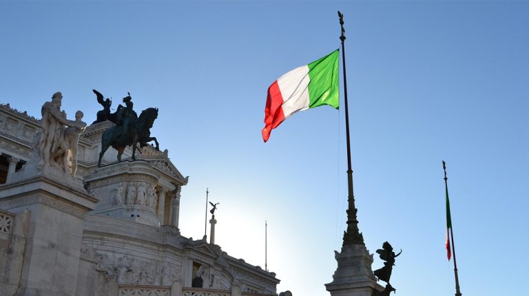 What Are The Differences Between Spanish And Italian – QuestionsCity